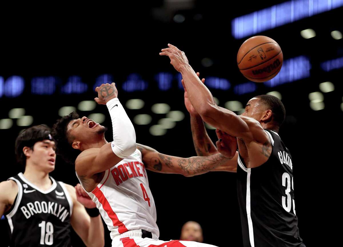 Houston Rockets: Issues defending 3-pointers pop up again in loss