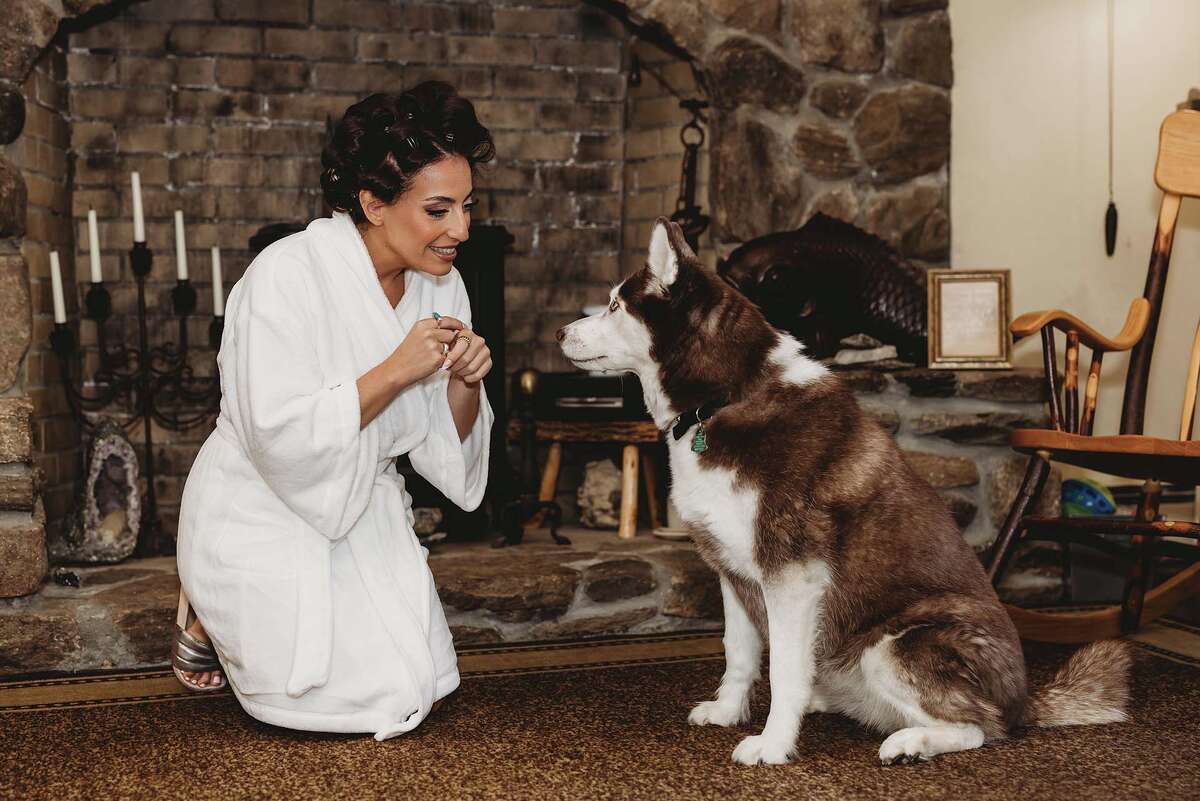 CT couple honors the past at their home wedding in Harwinton