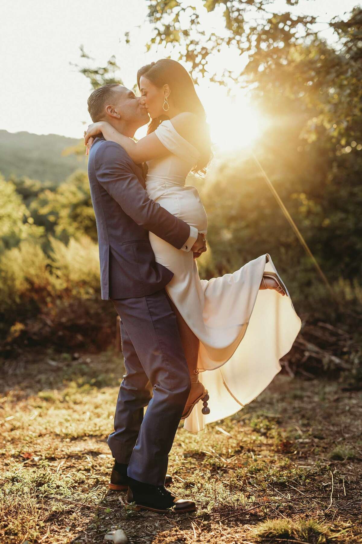 CT couple honors the past at their home wedding in Harwinton