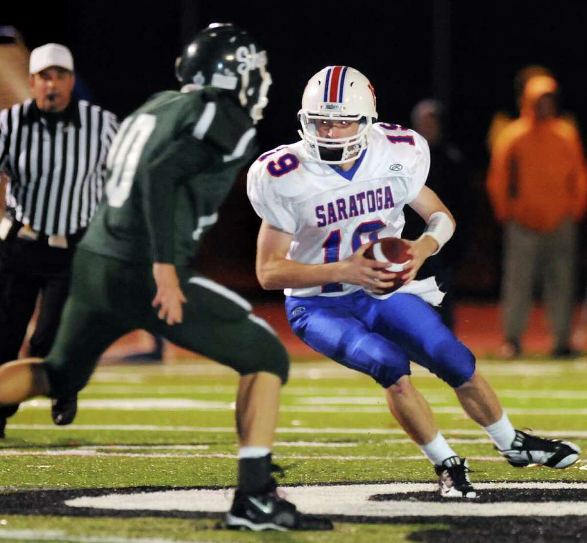 Saratoga streaks early