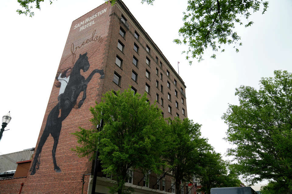 Best Houston murals downtown: Houston is Inspired, George Floyd