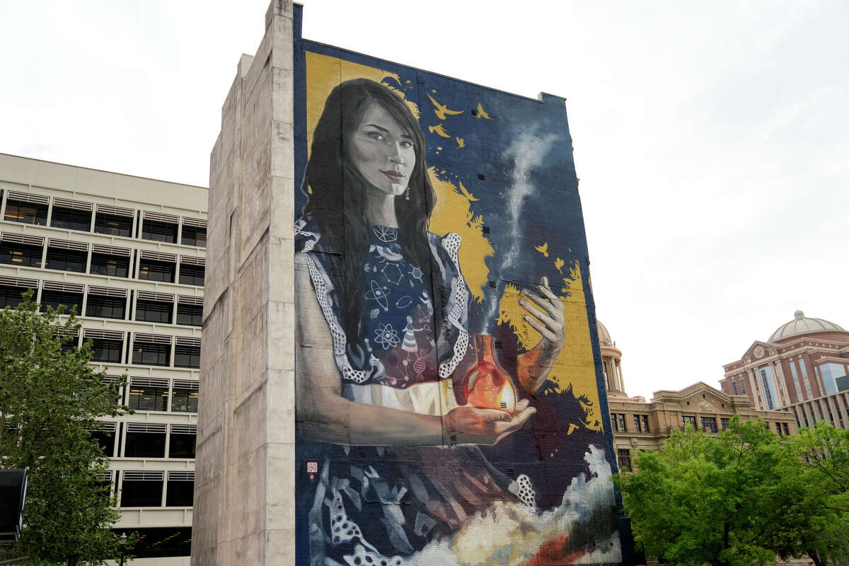 Best Houston murals downtown: Houston is Inspired, George Floyd