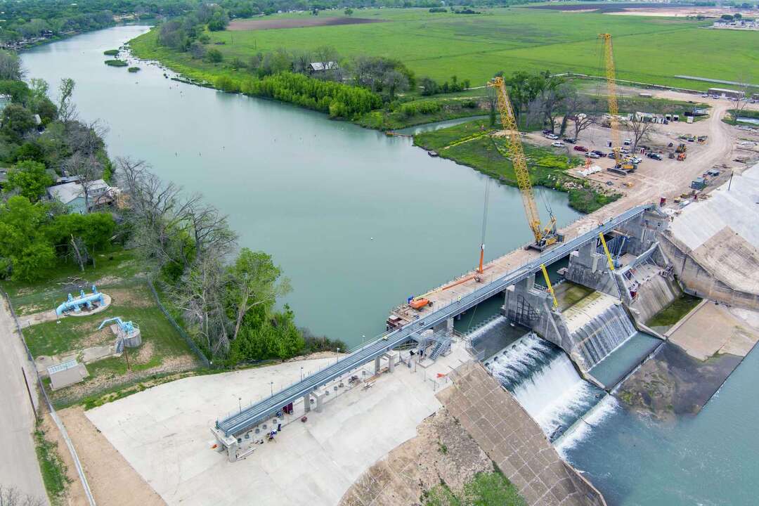 Four years after dam collapse, Lake Dunlap is being refilled