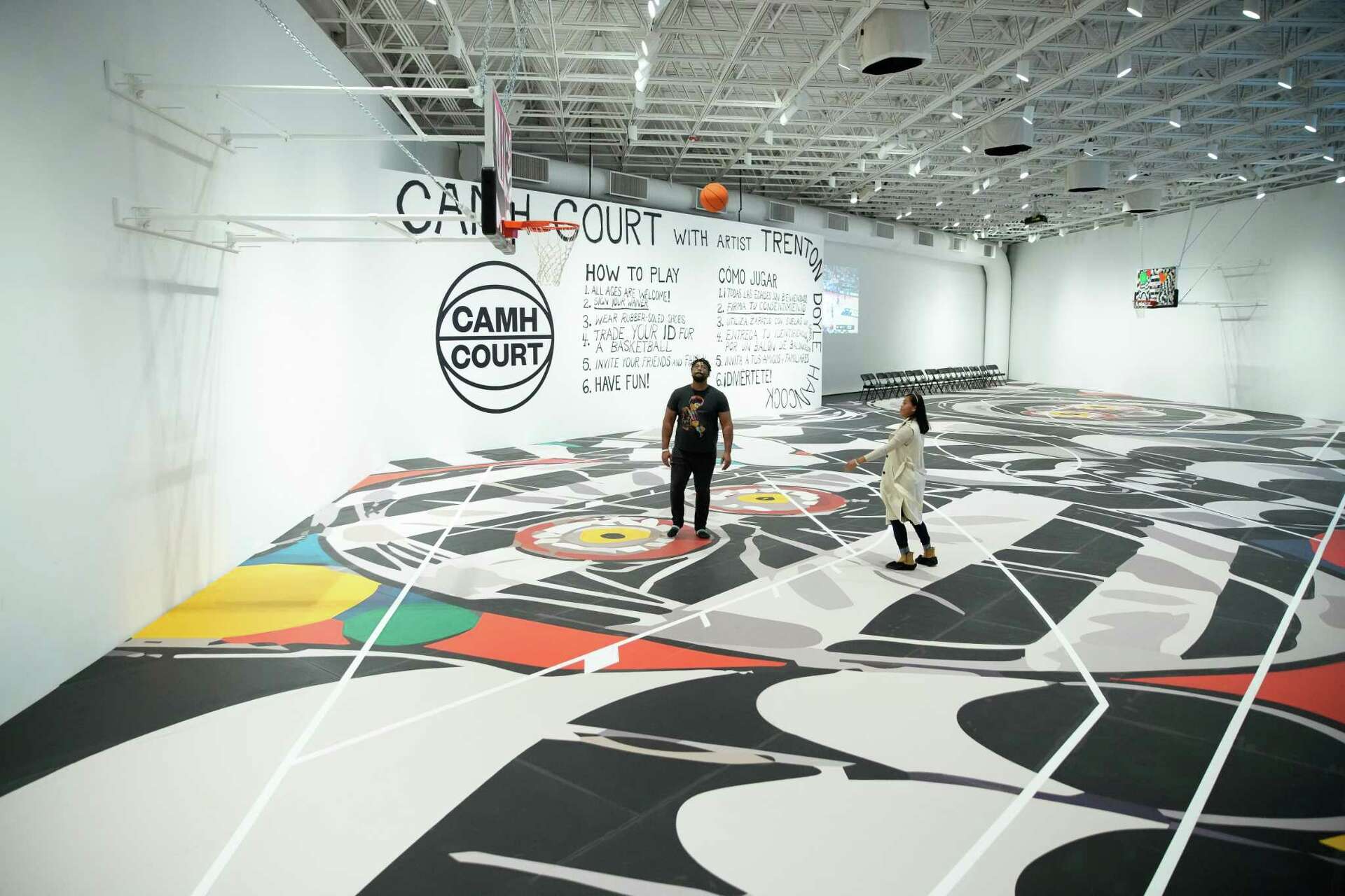 Houston arts museum converts into basketball court for Final Four