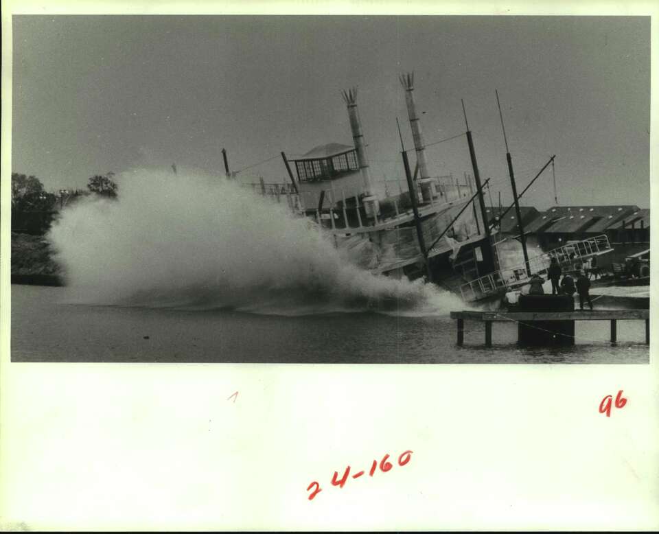 Lake Conroe turns 50: How it was built and why visitors flock there