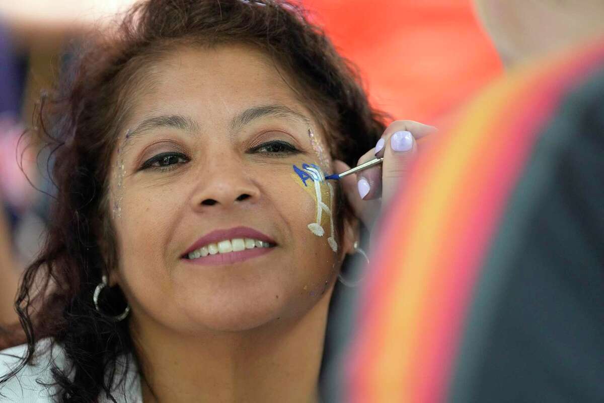 Astros championship banner ceremony: Fans get loud for unveiling