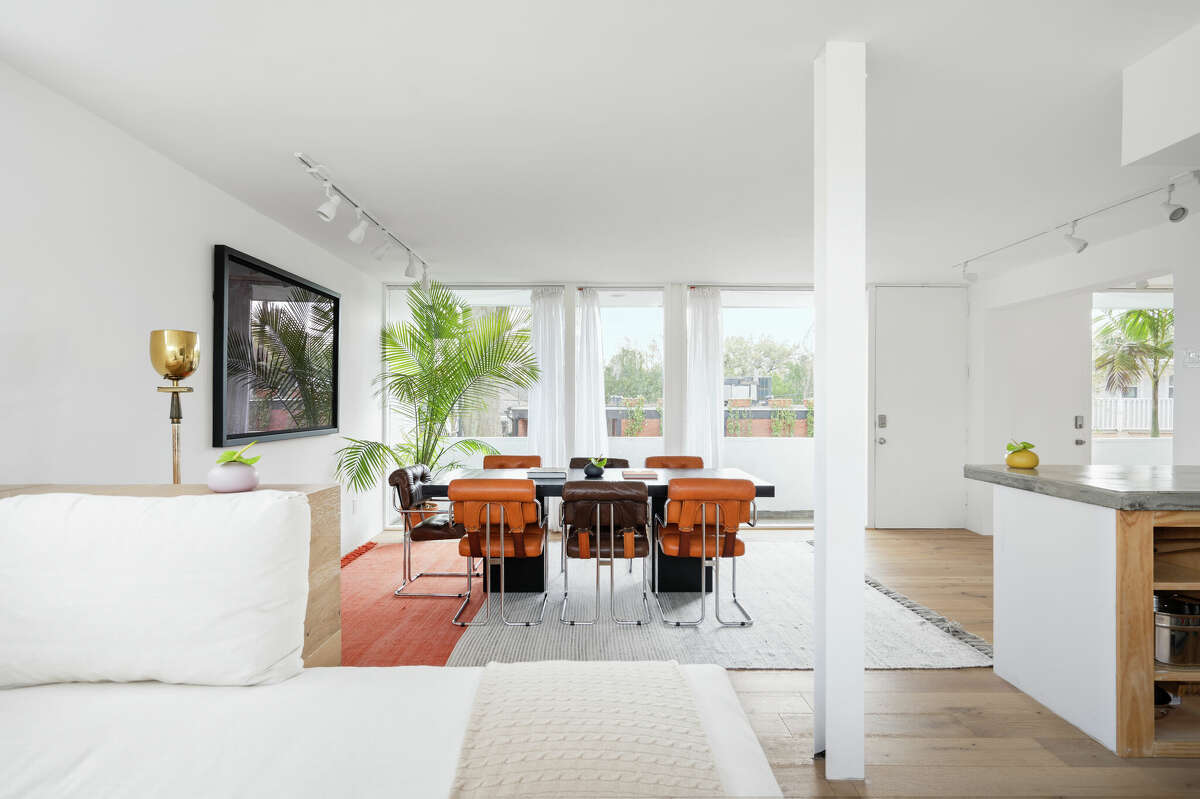 Houston dingbat house hits market in Montrose with pool and courtyard