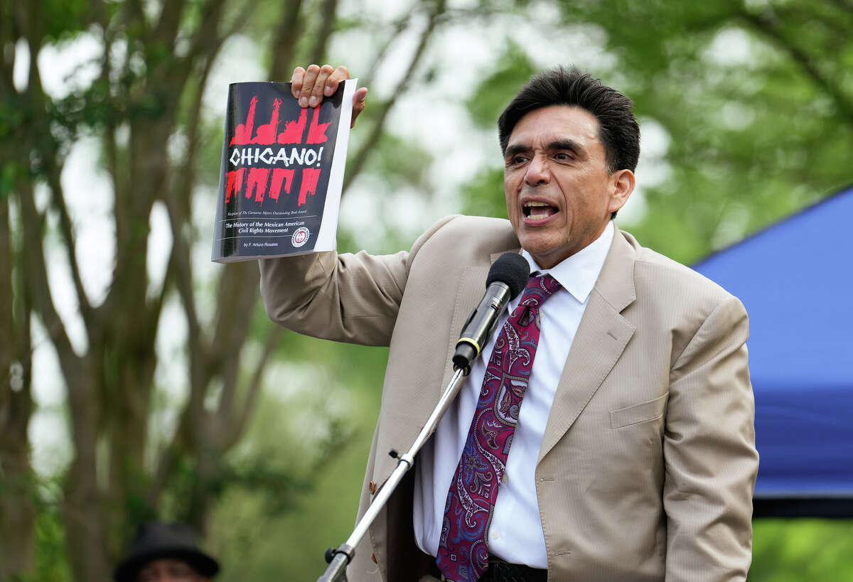 HISD state takeover: Community, elected officials rally against TEA