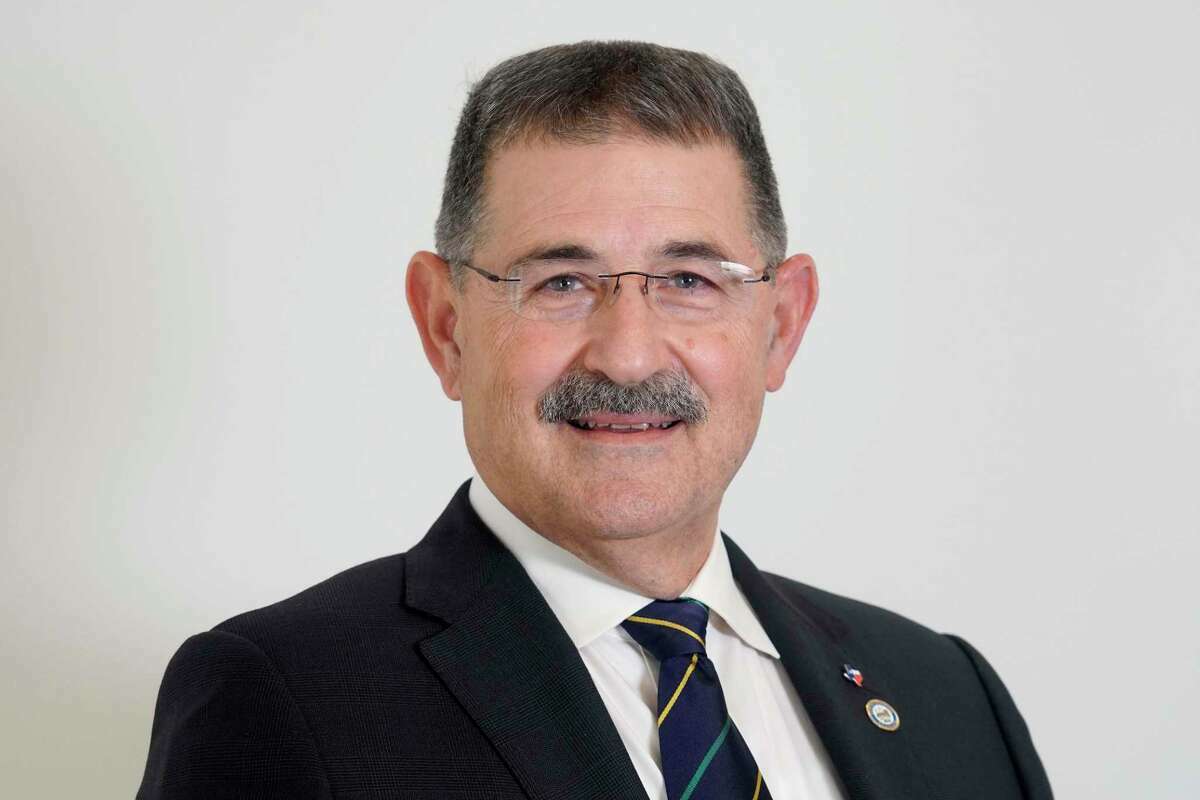 Mike Knox to challenge Ed Gonzalez in Harris County Sheriff bid