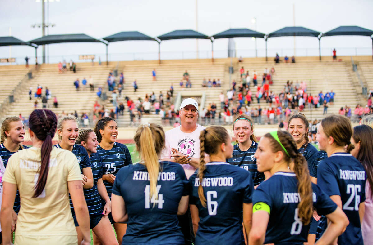 Kingwood Mustangs advance to Region III-6A soccer tournament