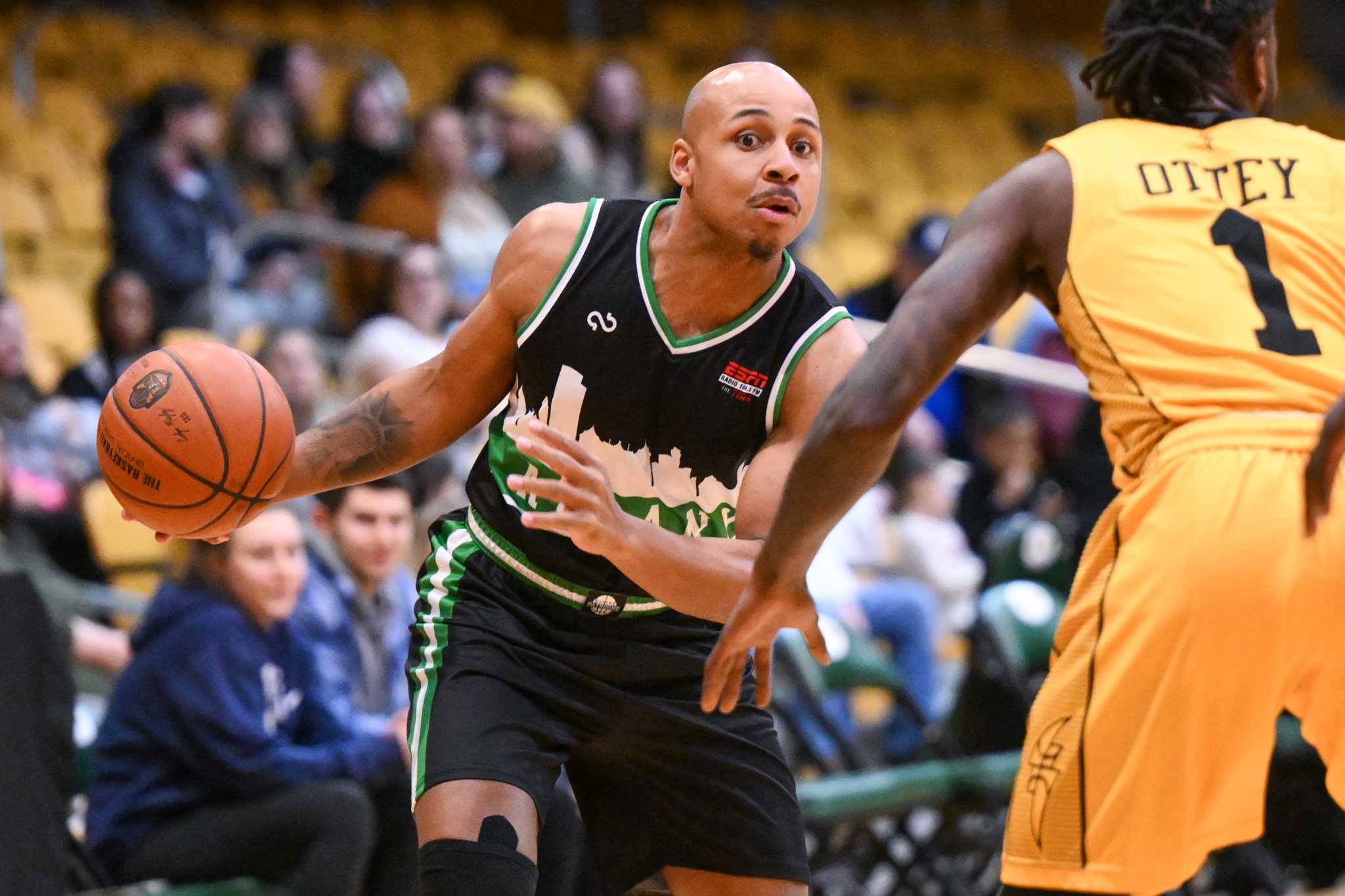 Patroons close regular season on high note