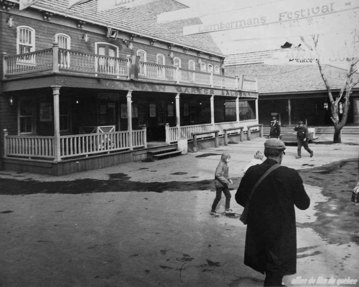 HemisFair ’68 entertainment group featured reader's double