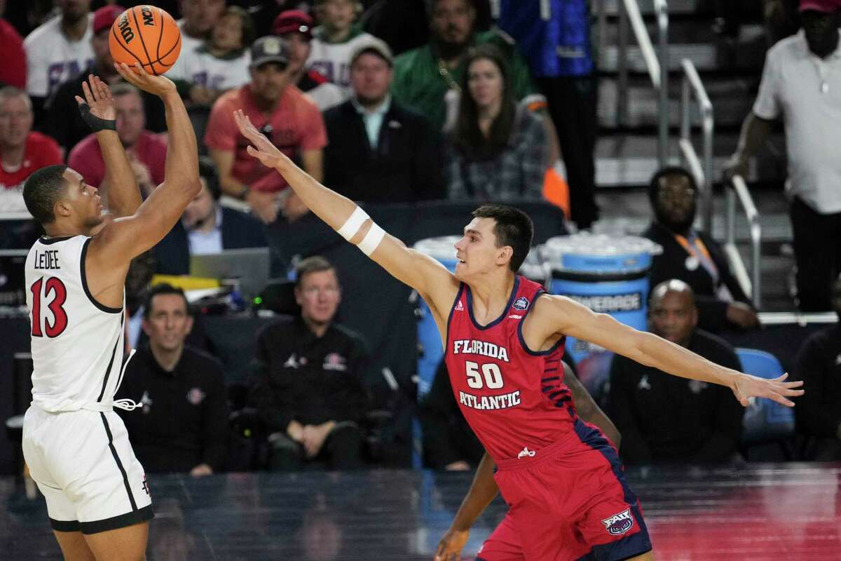 San Diego State's Jaedon LeDee hits big shots in Final Four at home