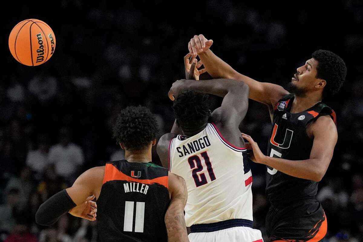 Final Four: UConn's Adama Sanogo learned to love basketball in U.S.