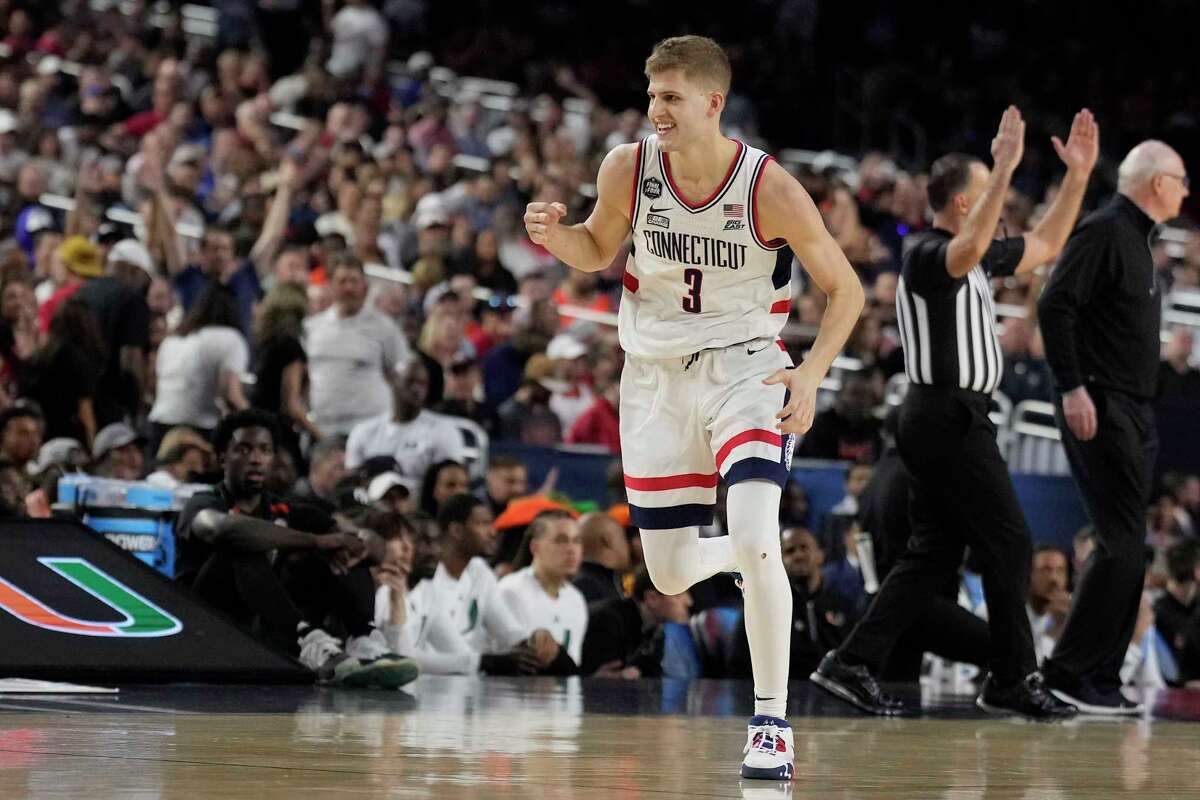 Final Four reunion: UConn's Joe Calcaterra and SDSU's Sam Scholl