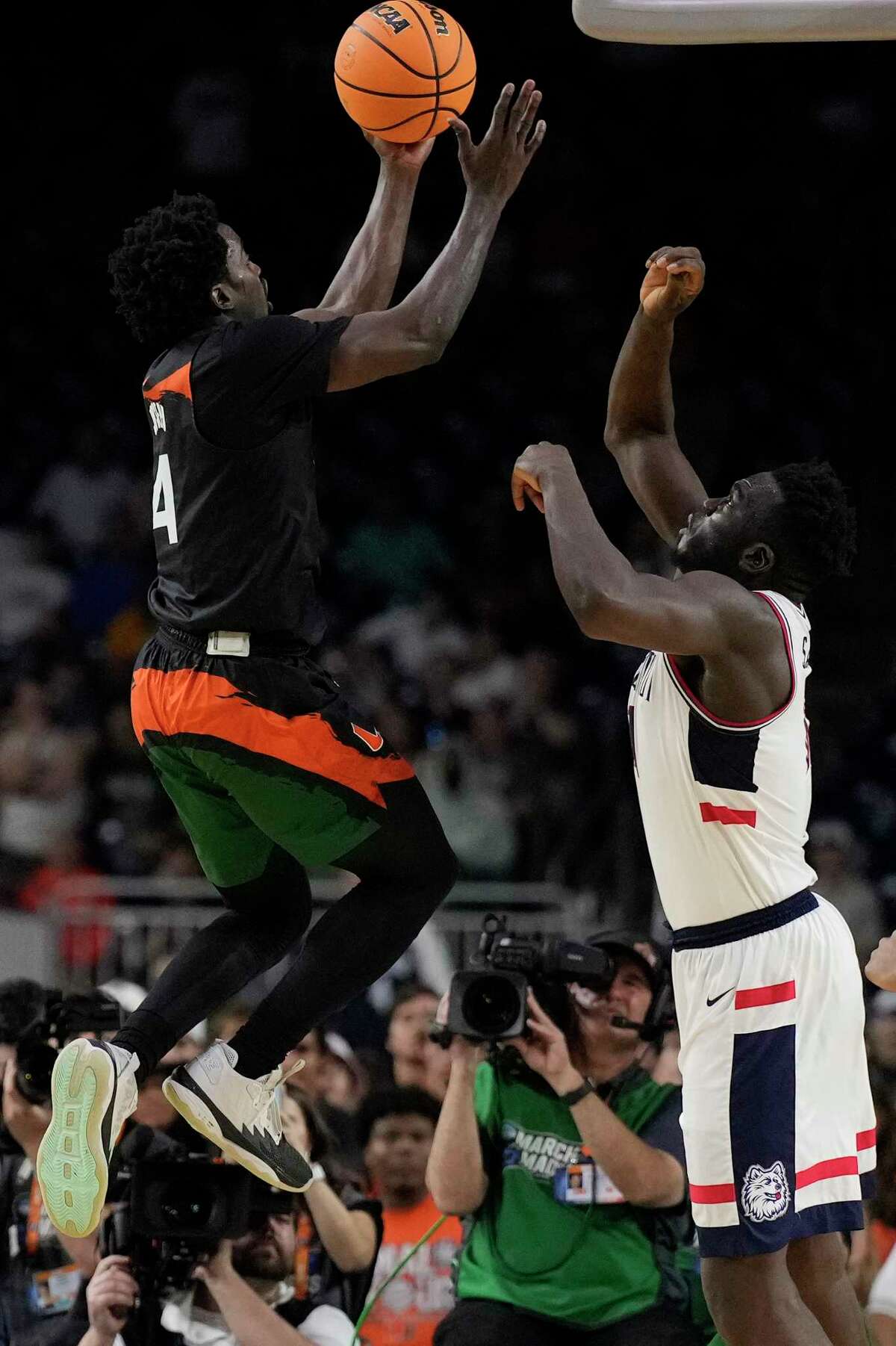 Final Four: UConn's Adama Sanogo learned to love basketball in U.S.