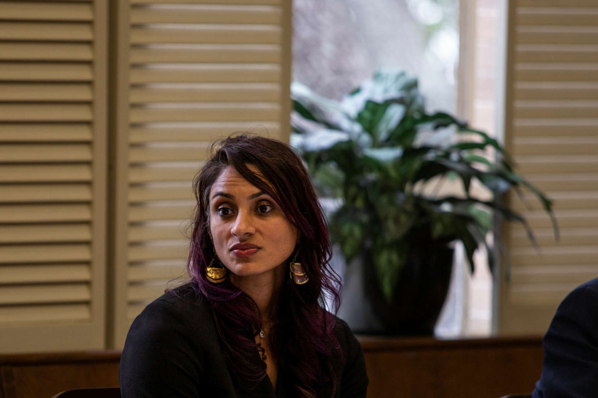 Mario Bravo to face Sukh Kaur in runoff for District 1 seat