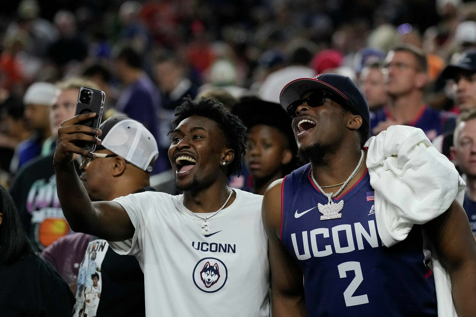 UConn basketball legends show up at Final Four: 'Pretty cool'