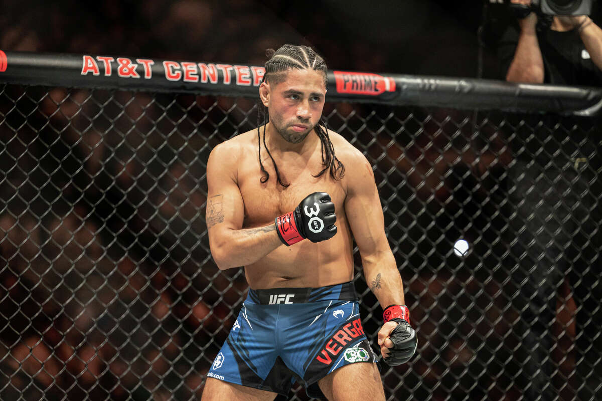 Laredo native C.J. Vergara has his eyes set on becoming a UFC champion