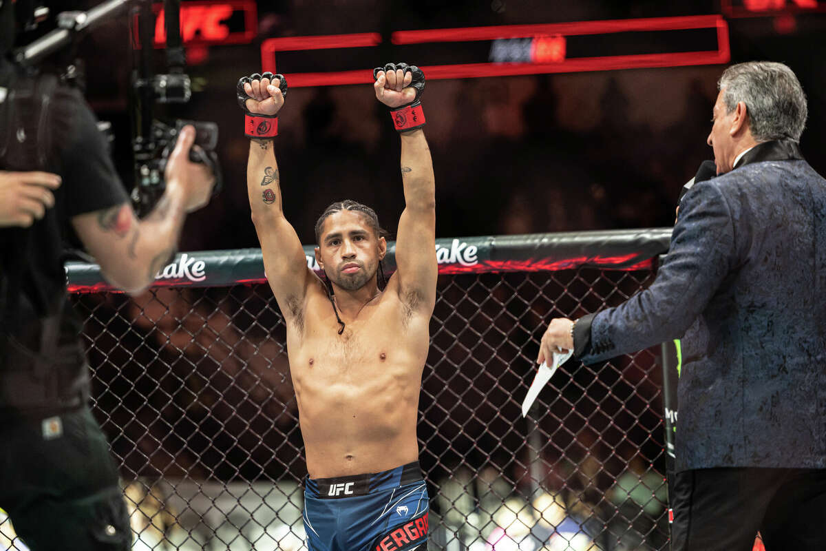 Laredo native C.J. Vergara has his eyes set on becoming a UFC champion