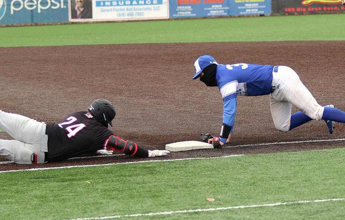 Marquette beats Granite City; Alton wins two at The Hop