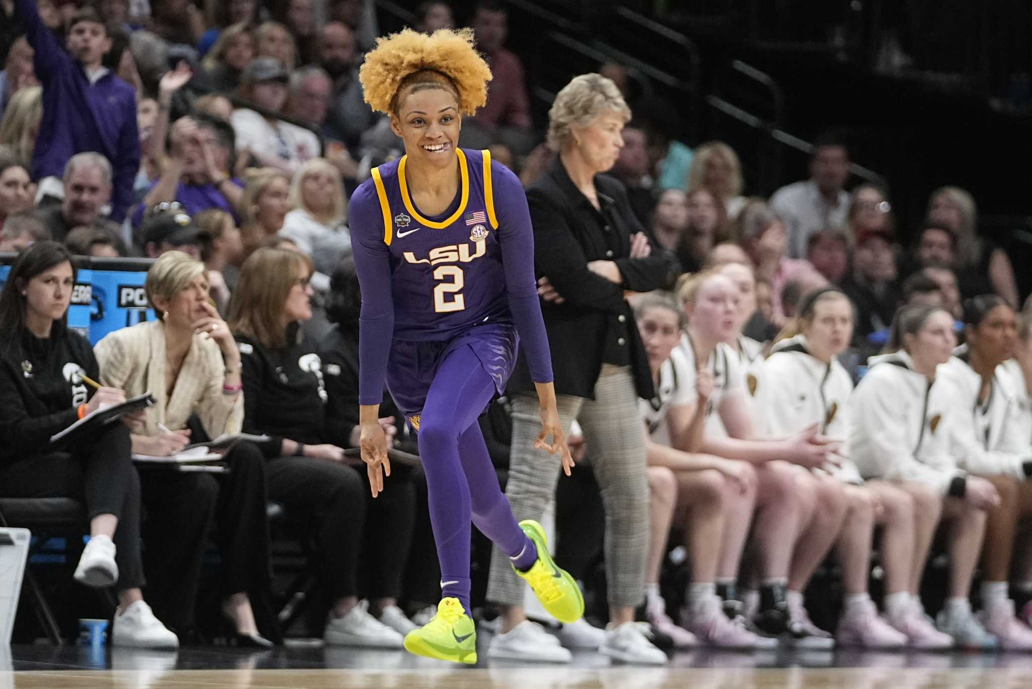 LSU's 59 first-half points vs. Iowa set NCAA women's title game record