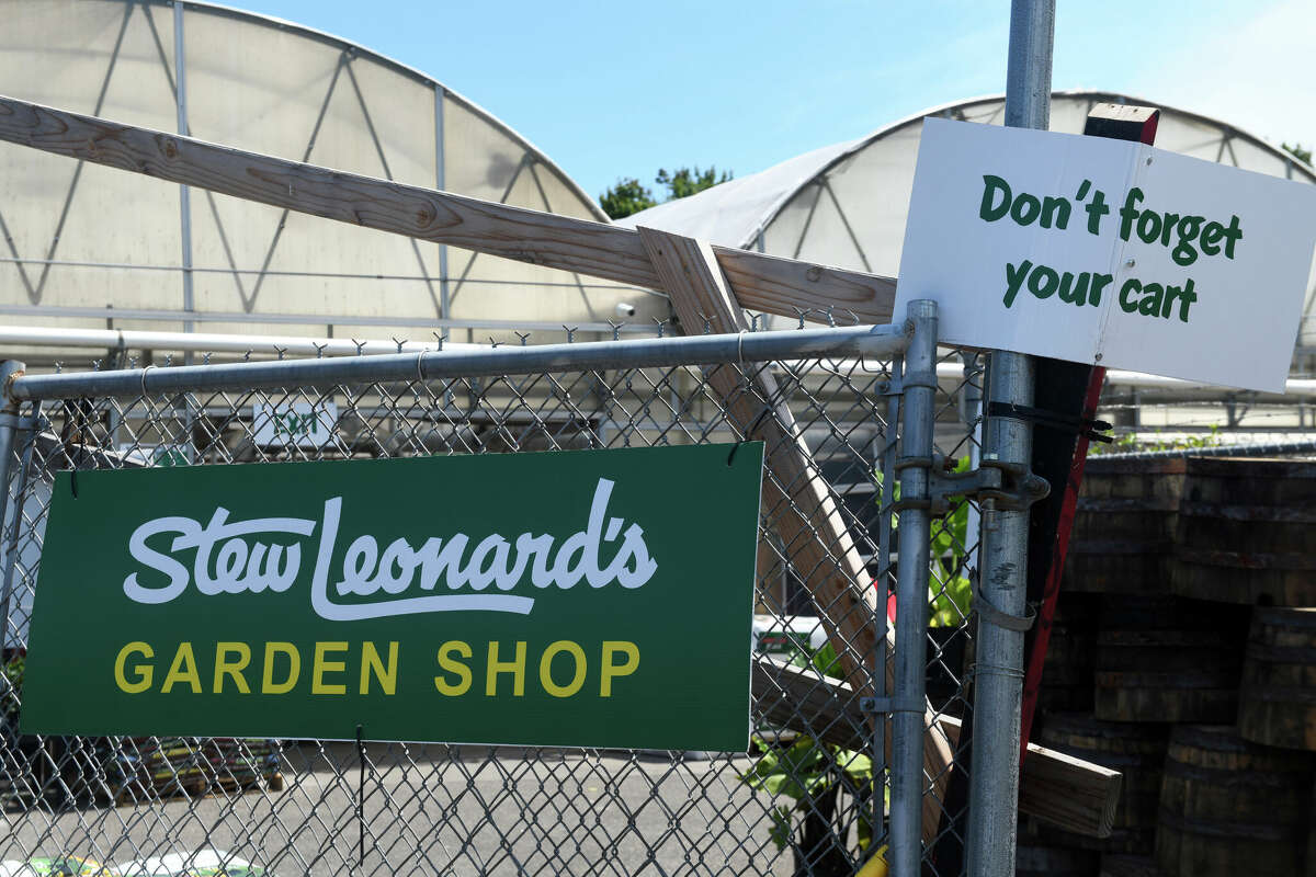 Stew Leonard's Norwalk store debuts new garden center
