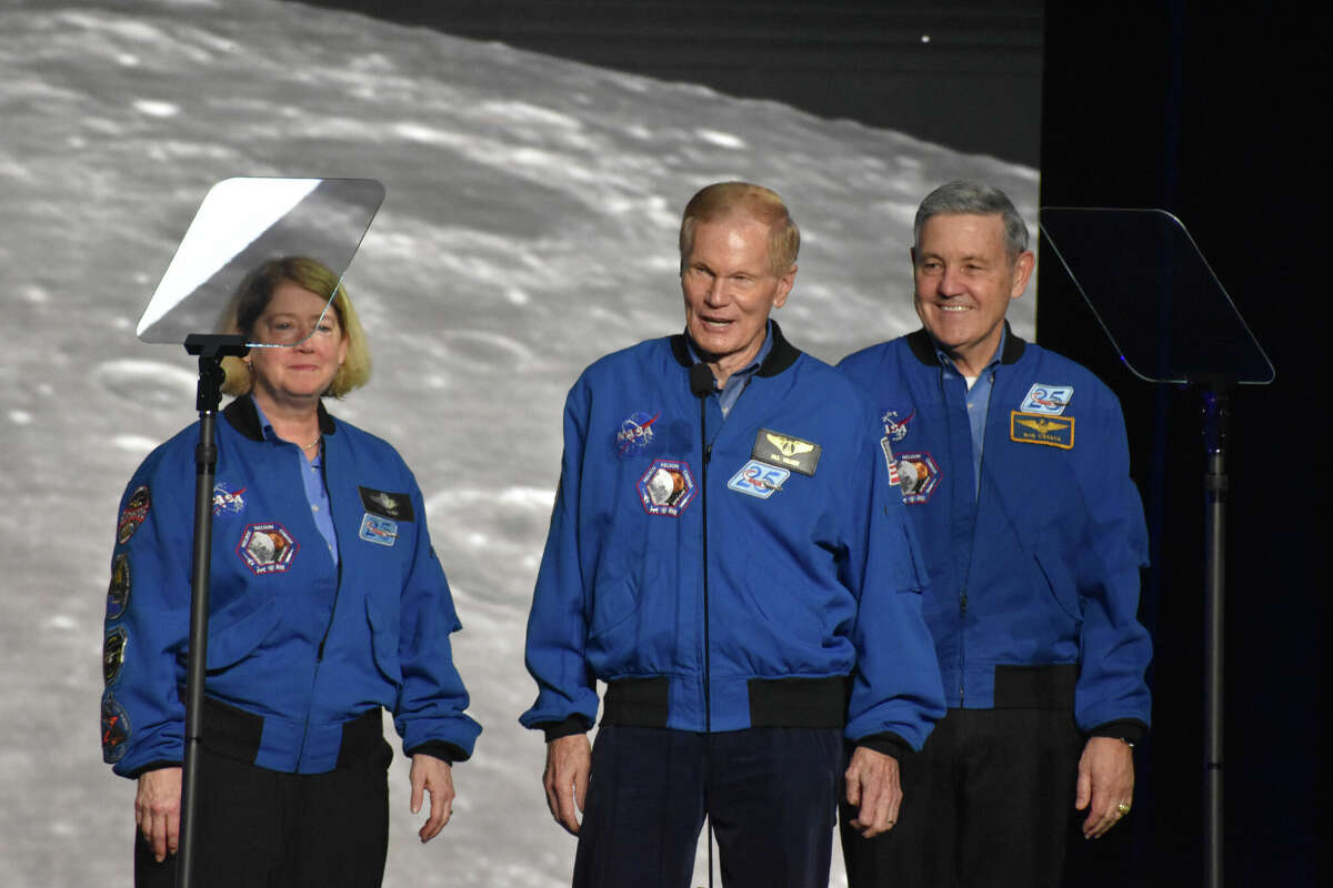 NASA introduces Artemis II astronauts who will fly to the moon