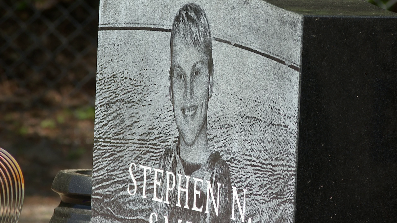 Attorneys: Stephen Smith's body exhumed, second autopsy conducted