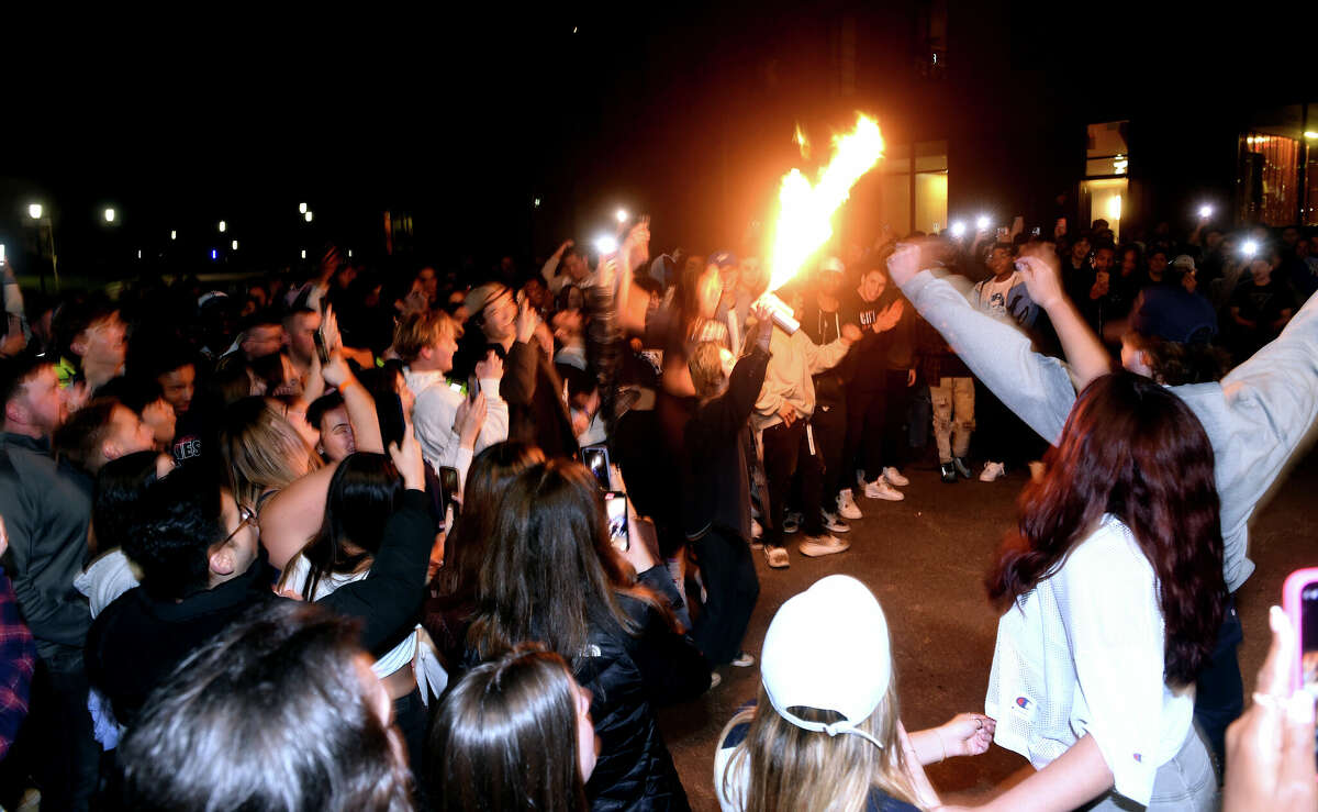 UConn: NCAA riots caused at least $123,000 in damage at Storrs campus