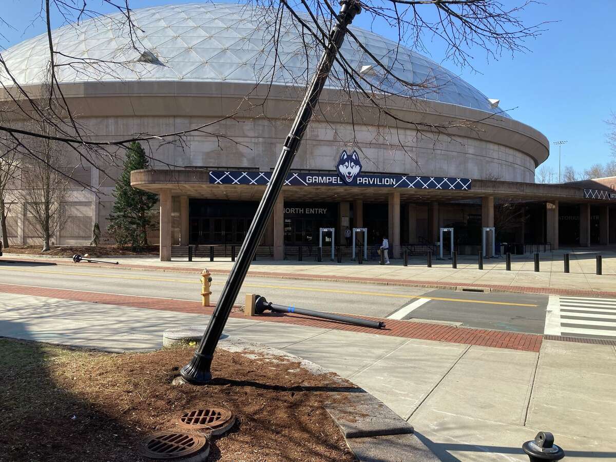 UConn: NCAA riots caused at least $123,000 in damage at Storrs campus