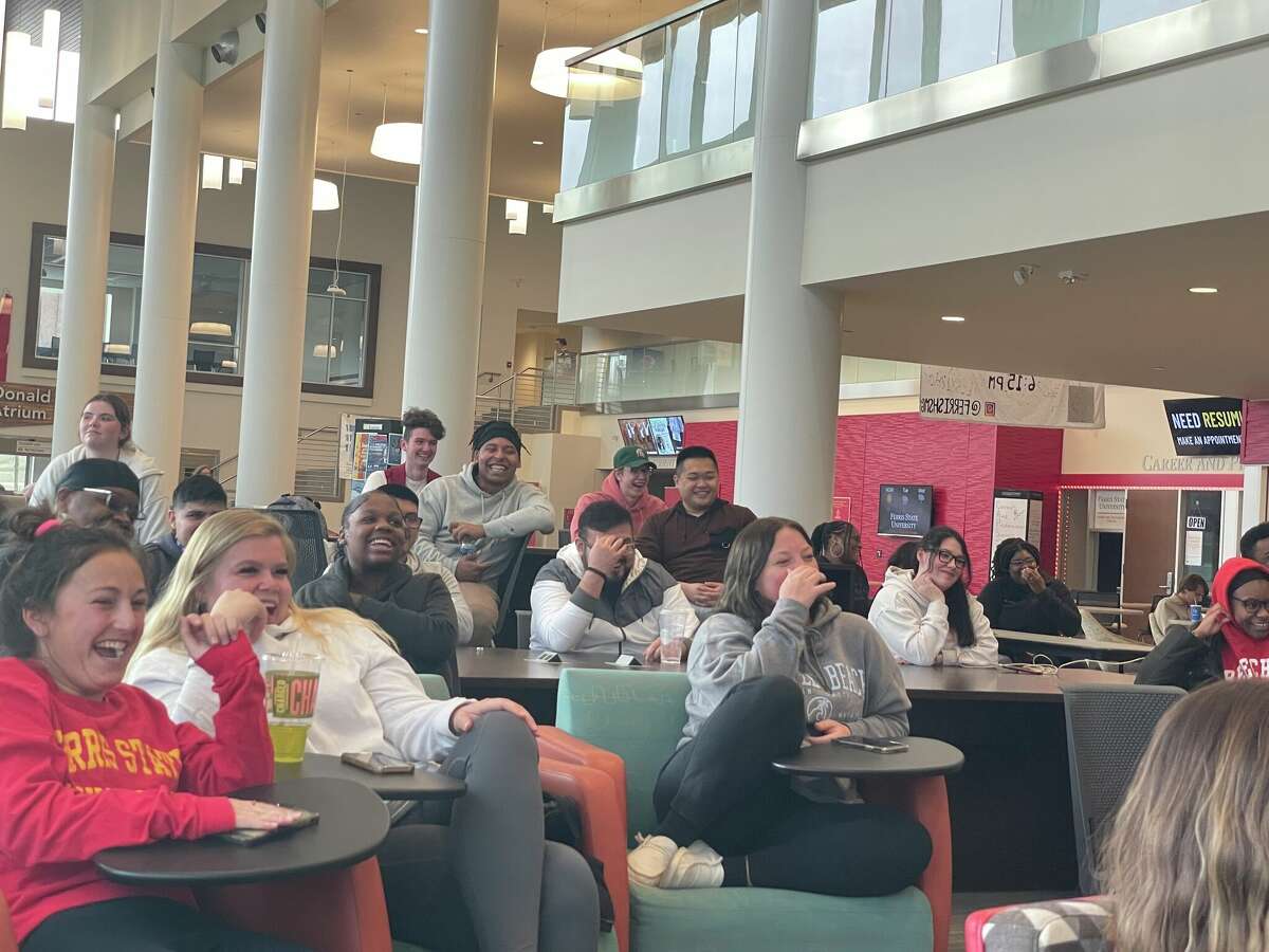 Ferris State University students react to comedian Lafayette Wright