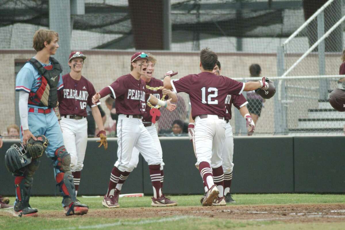 Pearland baseball: Bats begin giving stout pitching staff more support