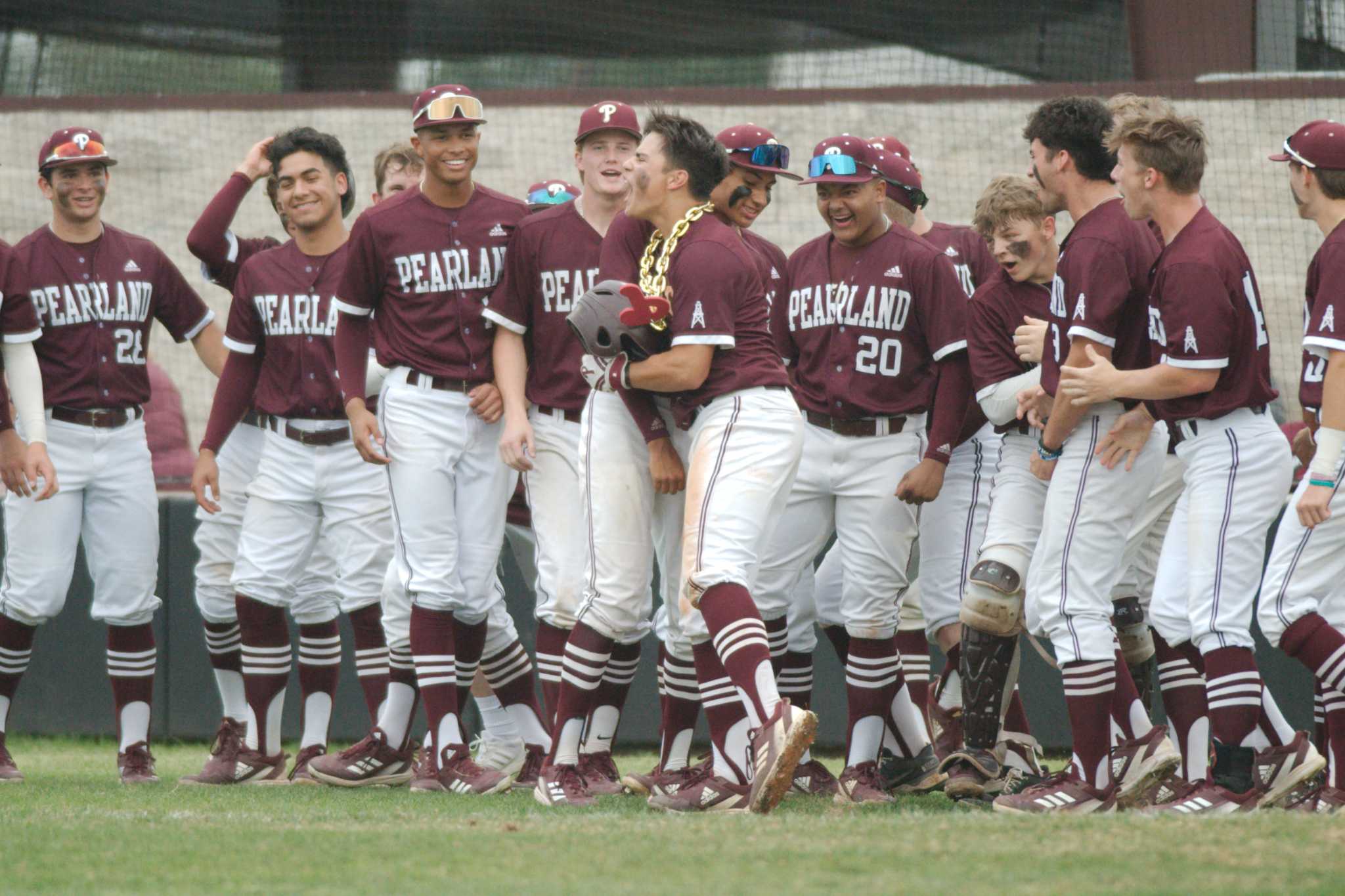 Pearland baseball: Bats begin giving stout pitching staff more support