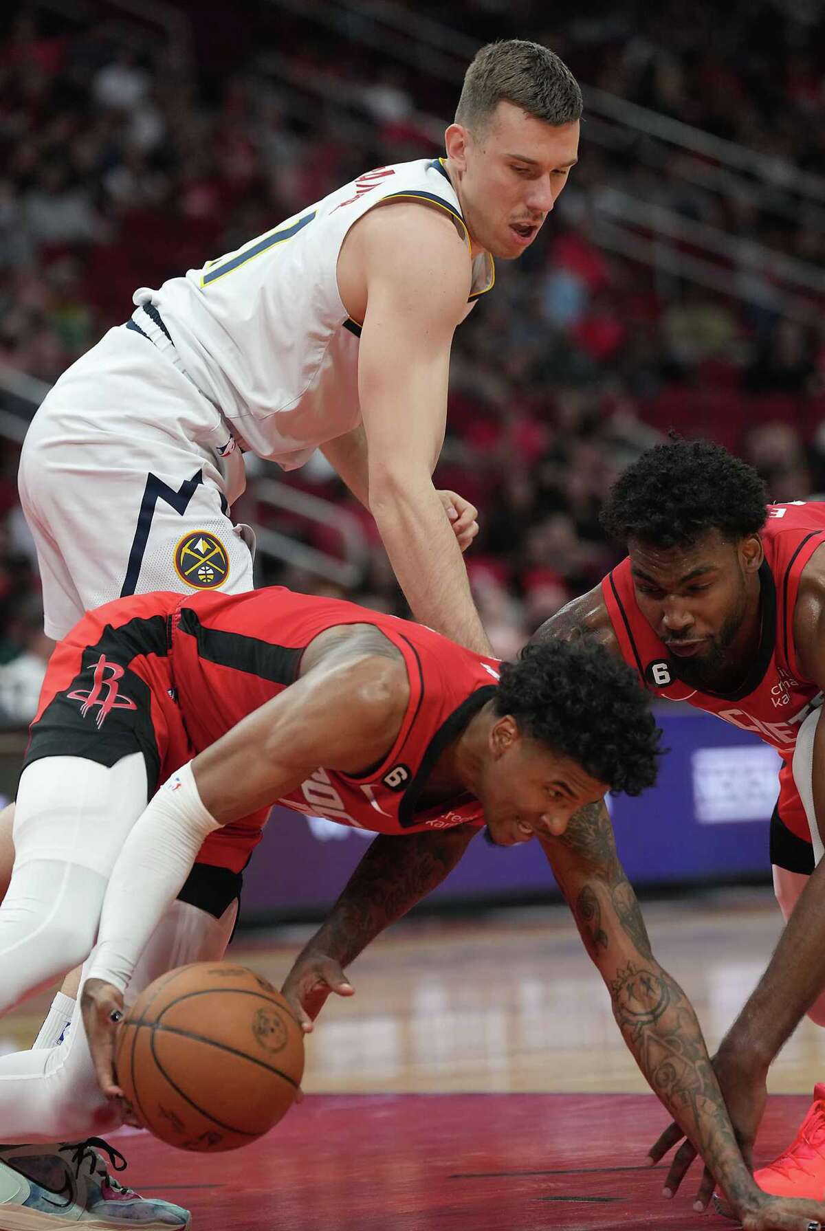 Houston Rockets: Home finale a surprise runaway over Nuggets