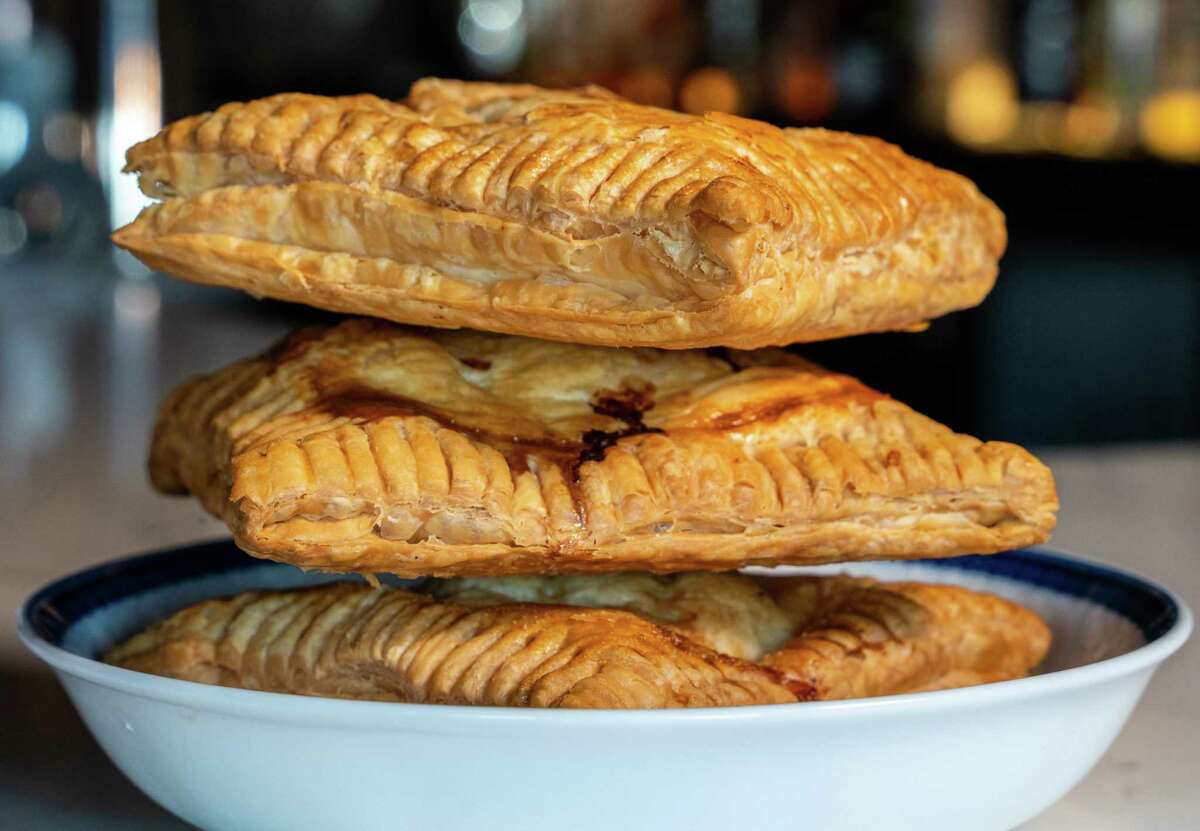 Dinette Bakery offers sweet and savory Vietnamese pastries