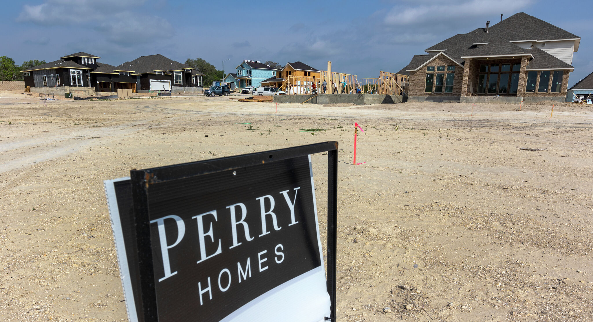To tackle high housing costs, Texas lawmakers push to build more homes