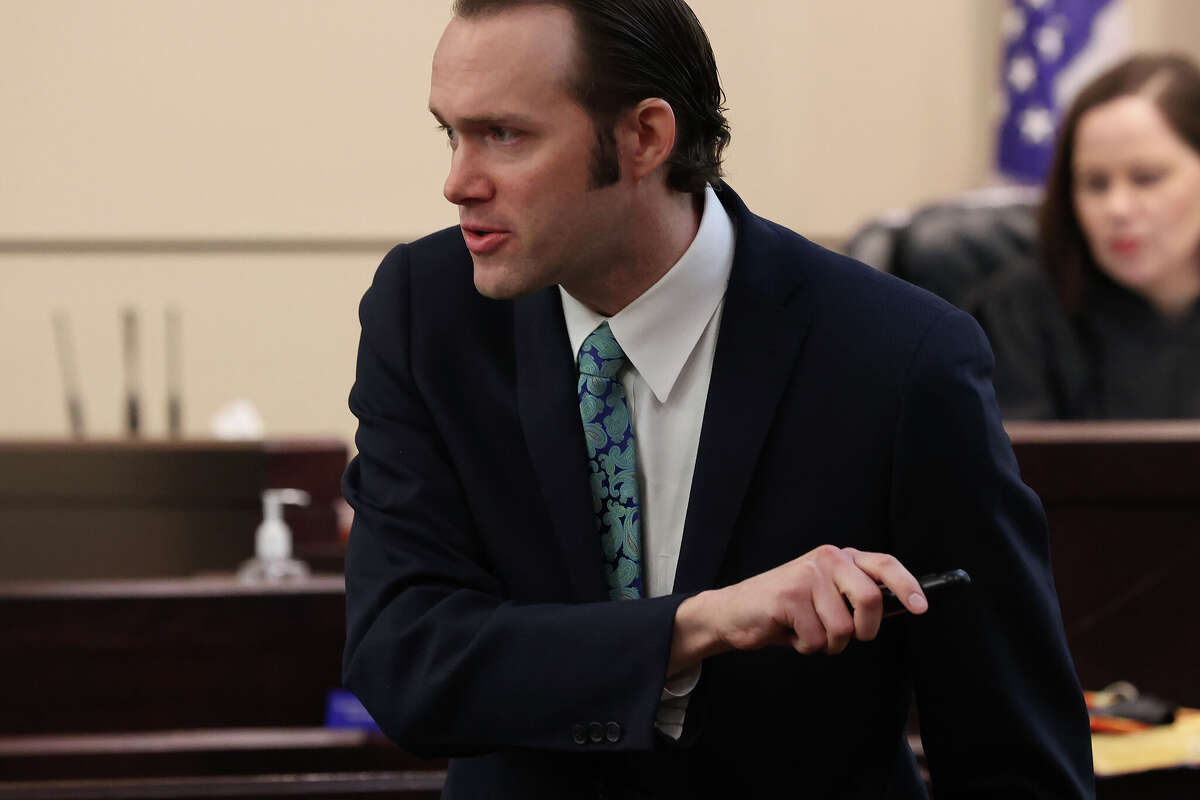 Jury finds drug deal killing, with cash flying, was capital murder