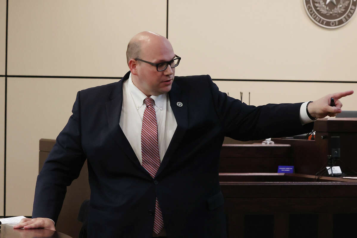 Jury finds drug deal killing, with cash flying, was capital murder