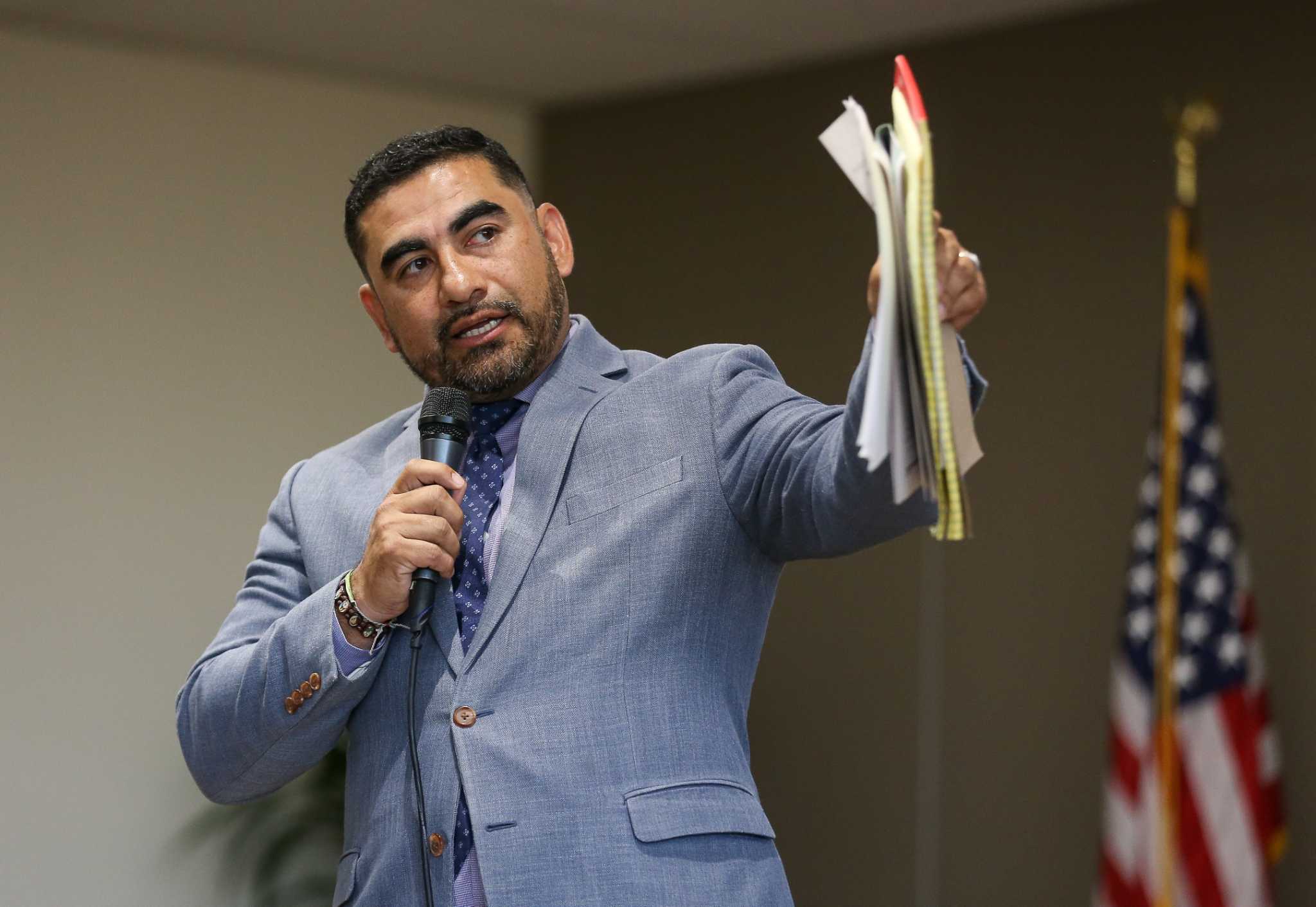 Houston lawmaker stands behind viral outburst over GOP border bills