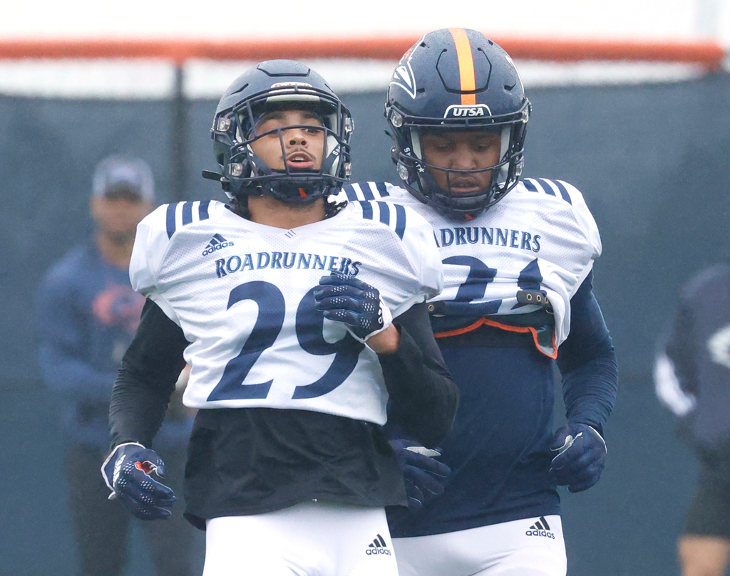 UIW transfer Elliott Davison settling into new home at UTSA