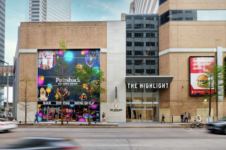 Brookfield completes downtown's Houston Center revitalization