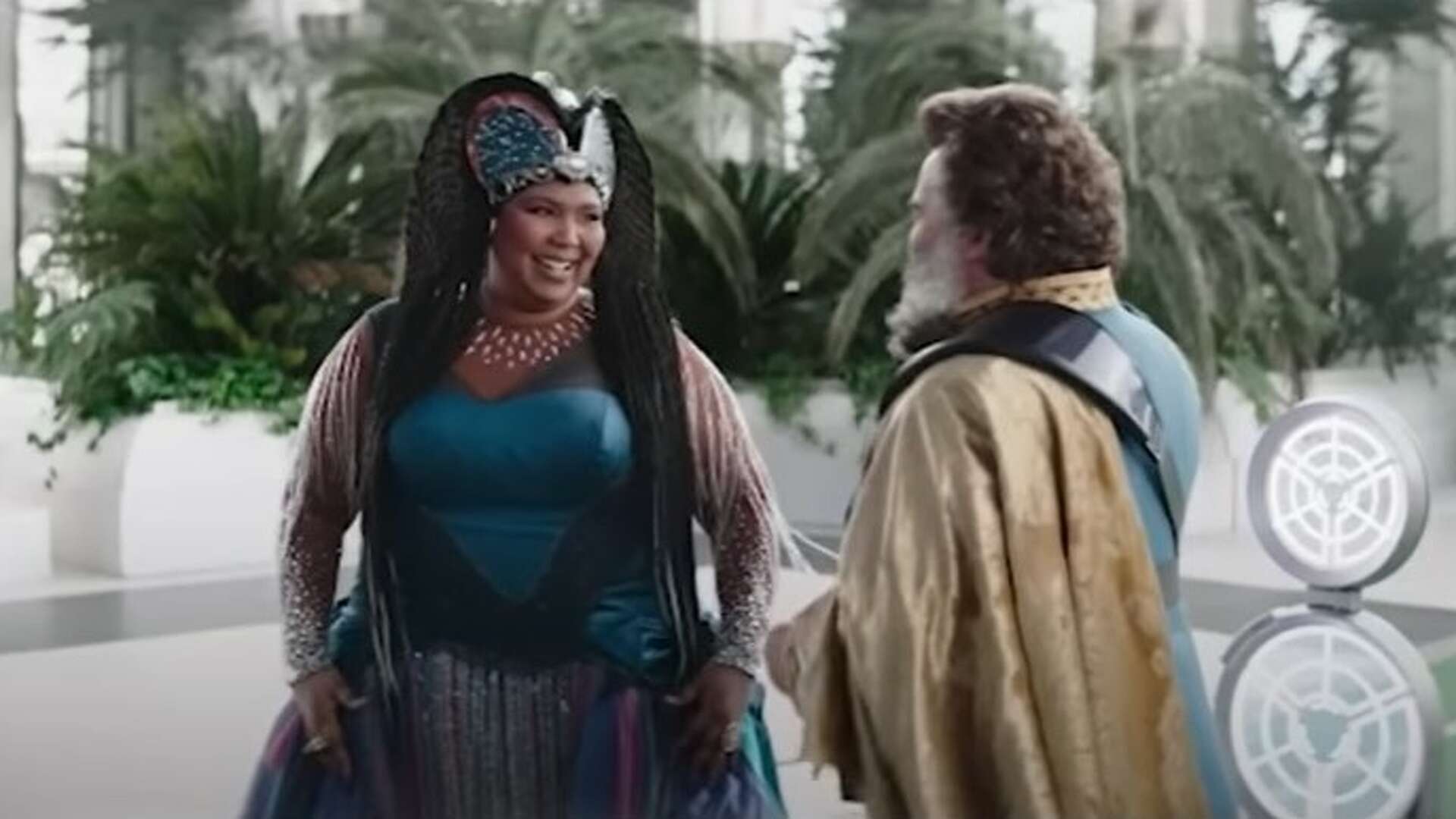 Lizzo cameos with Jack Black, cuddles Baby Yoda on 'The Mandalorian'
