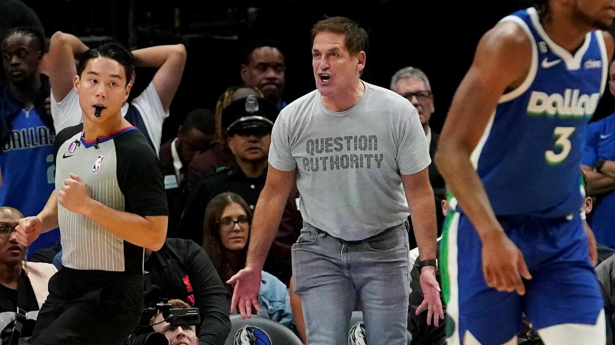 The Warriors protest was just another of Mark Cuban's lame excuses