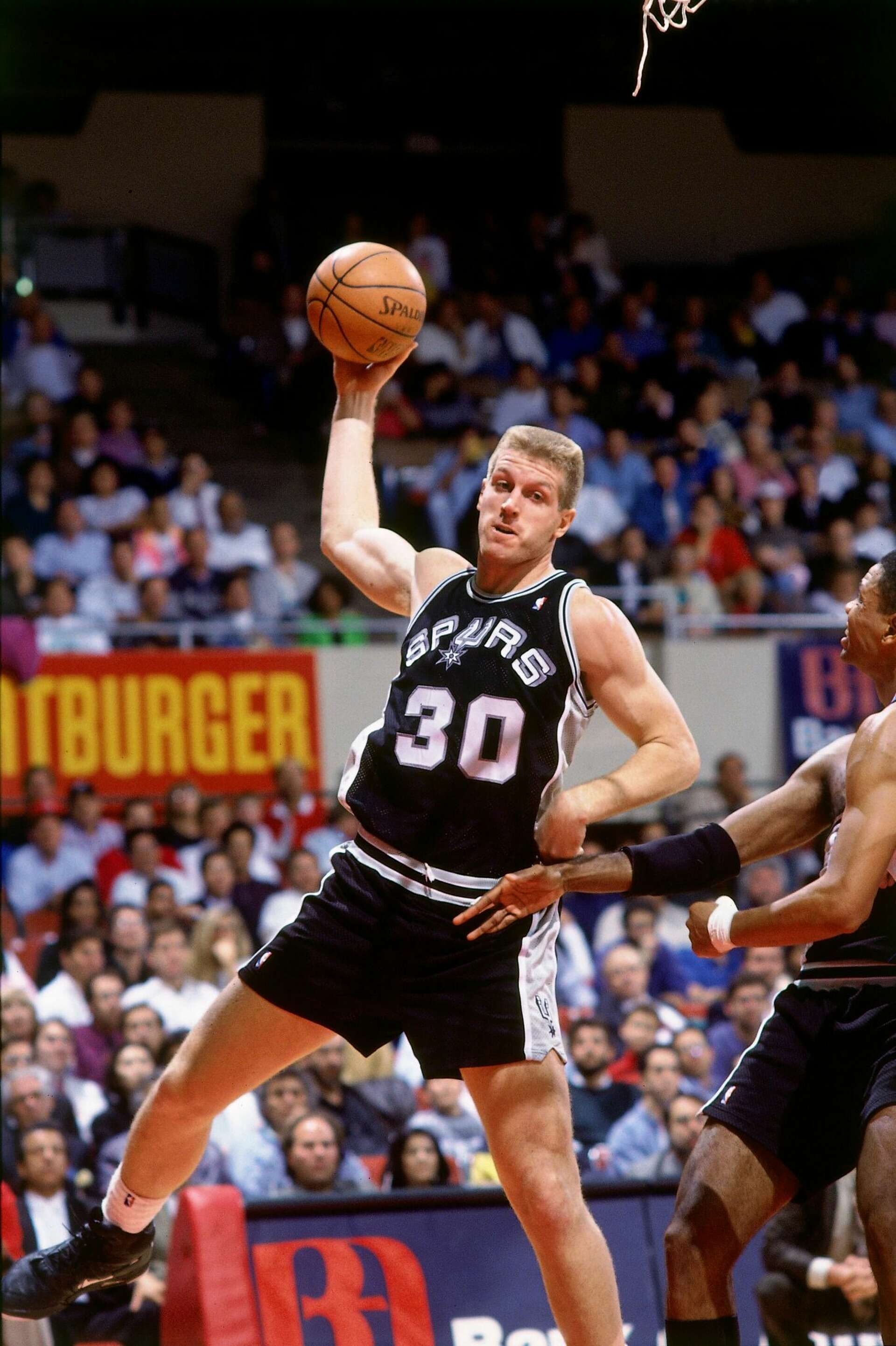 The tall tale of Tom Copa's unlikely place in San Antonio Spurs lore