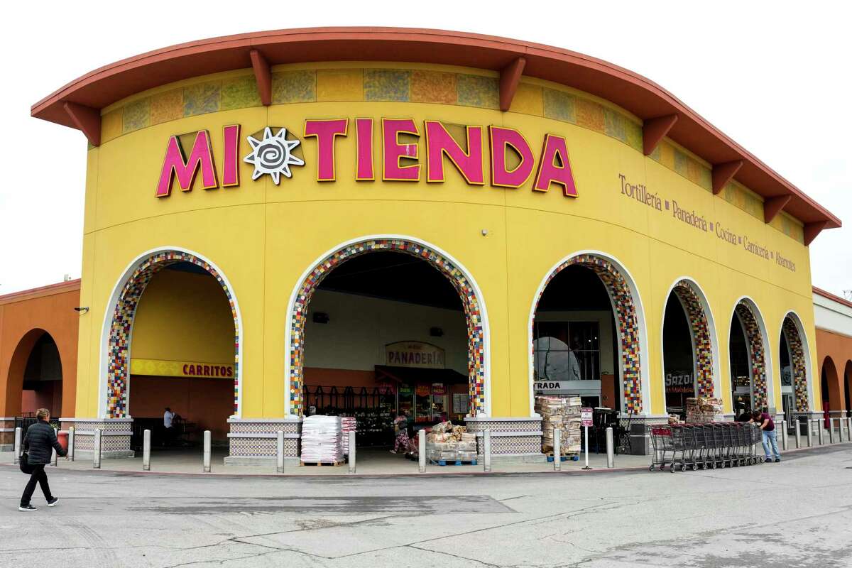 H-E-B Mi Tienda: A tour of Houston Mexican grocery store chain