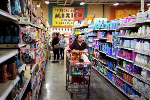 H-E-B Mi Tienda: A tour of Houston Mexican grocery store chain