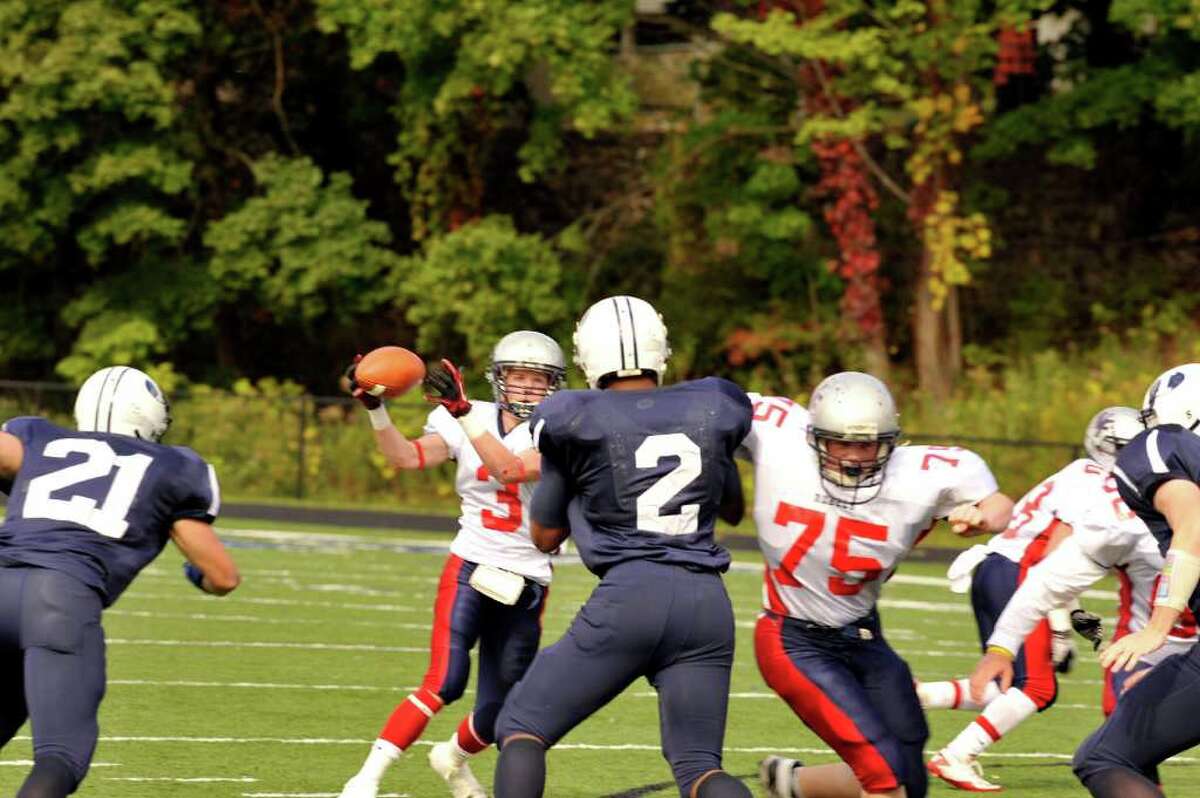 New Fairfield holds off Immaculate for first football win