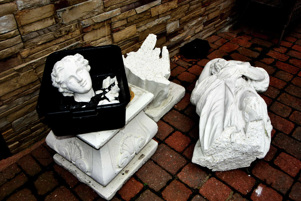 Lark Street restaurant owner mourns damage to goddess statue