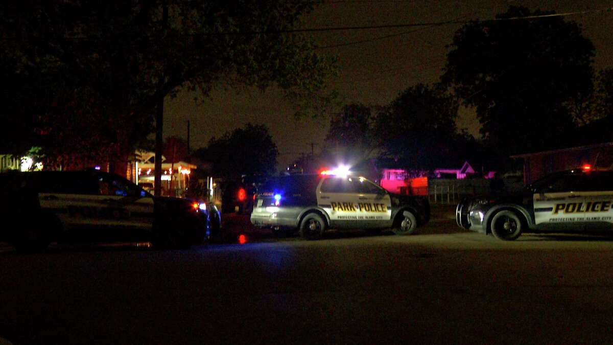 Southwest Side Standoff Ends After Fatal Shooting Suspect Not Found